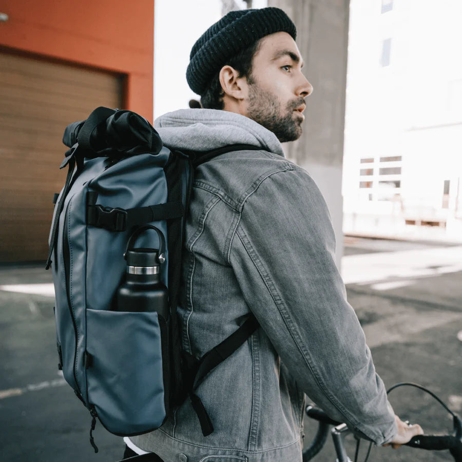 WANDRD PRVKE 21L Backpack V3 - Blue with Photo Bundle – Looking Glass ...